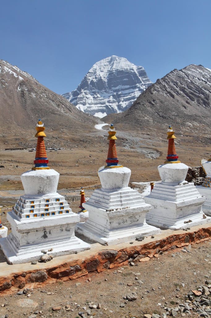 Buddhist statues in Tibet with holy Mount Kailash background | Lumle ...